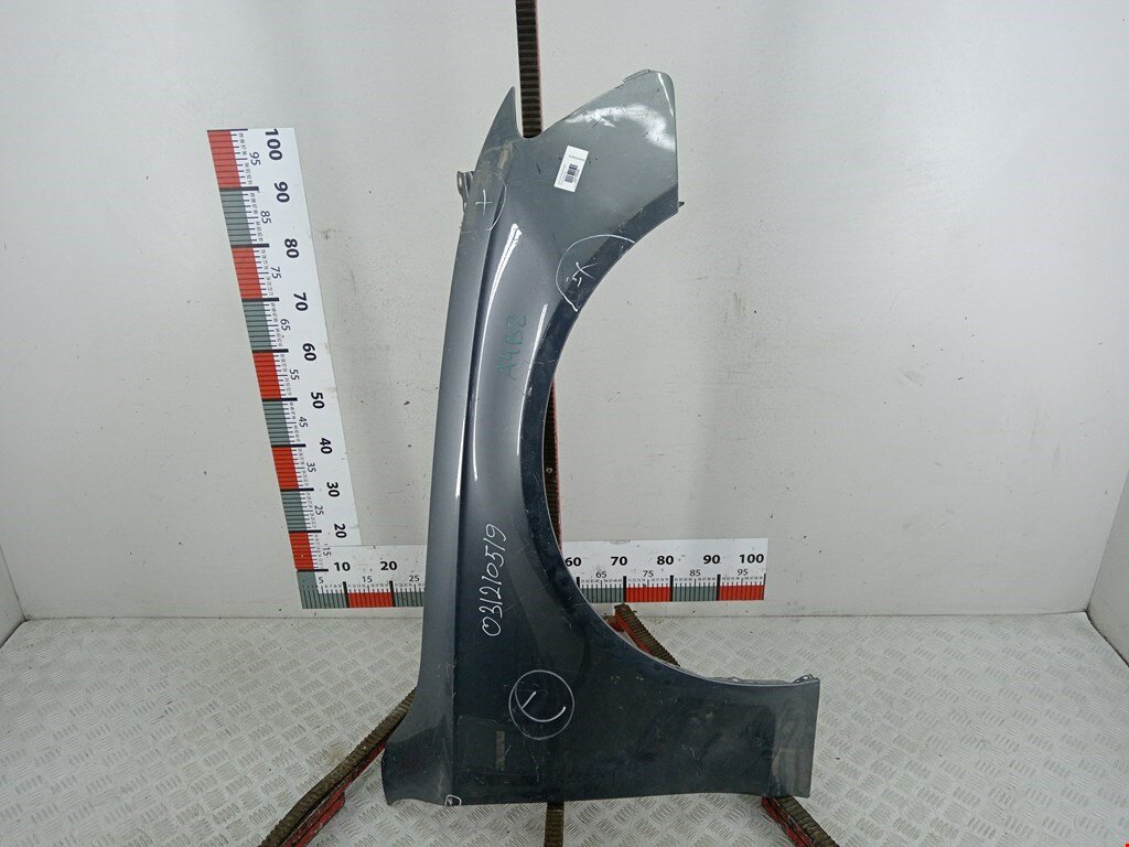 Крыло переднее правое Audi A4 B8 8K0821106A арт. 2215940