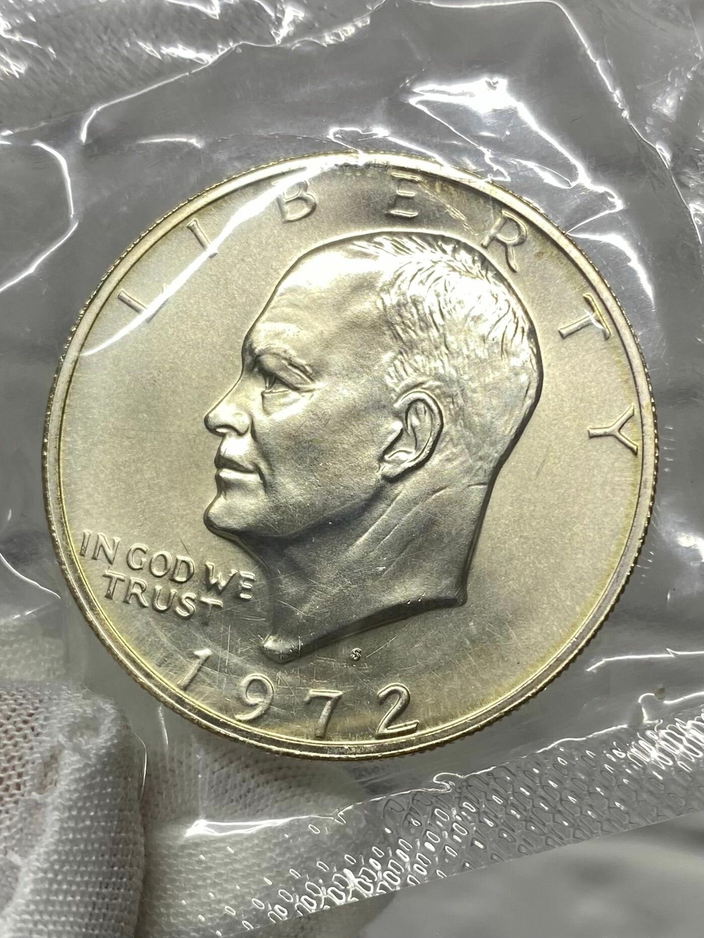 UNC (запайка) Лунный 1 доллар Эйзенхауэр. Двор Сан-Франциско S . США, 1972г.