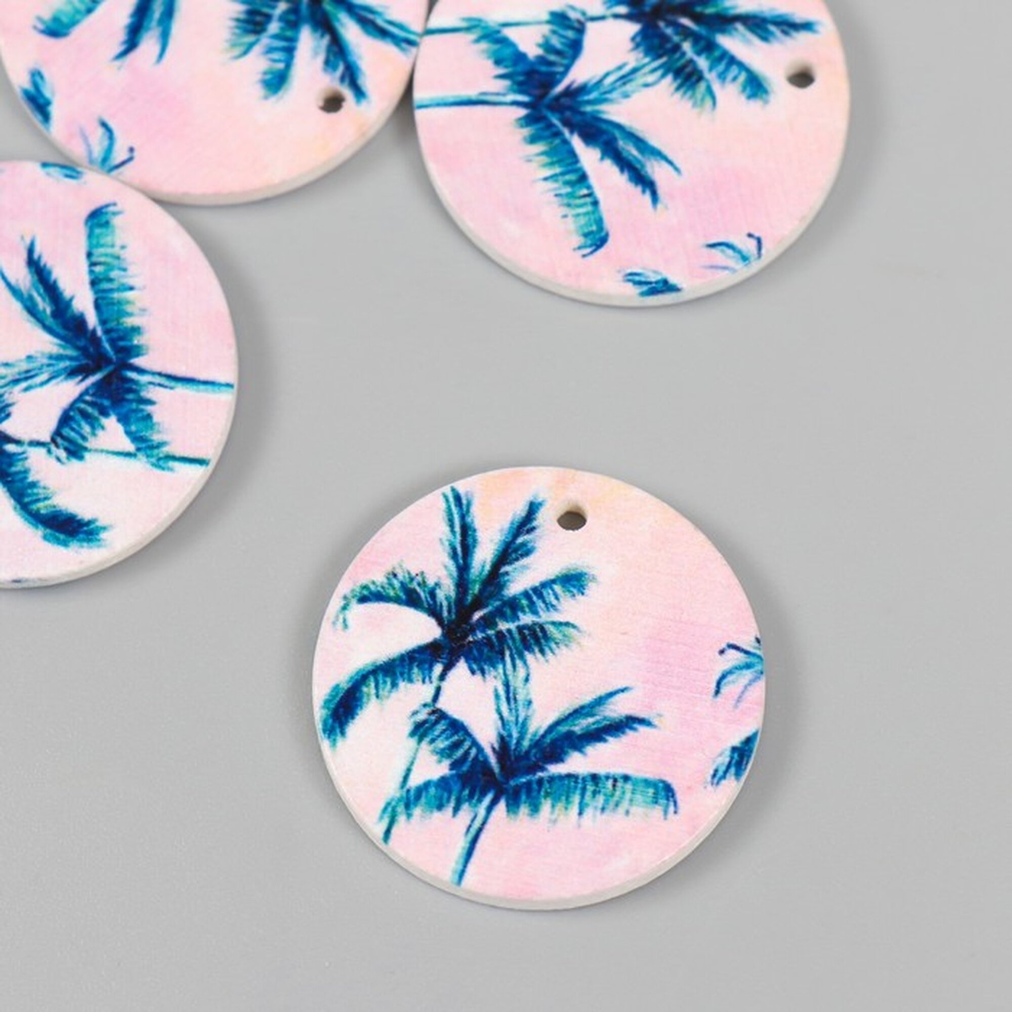 Декор для творчества Арт Узор "Круг. Пальмы", дерево, d=3см, разноцветный