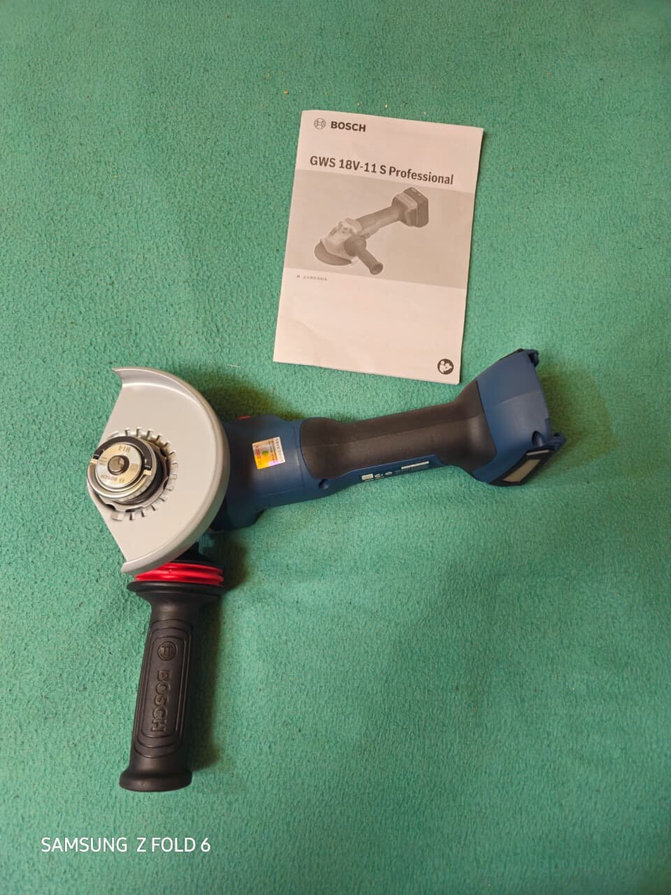 BOSCH Болгарка с регулировкой оборотов аккумуляторная, GWS 18V-11S, 18.0 В, 125 MM, 9000 об/мин, M14, без АКБ, ЗУ и кейса. Оригинал бесщёточная