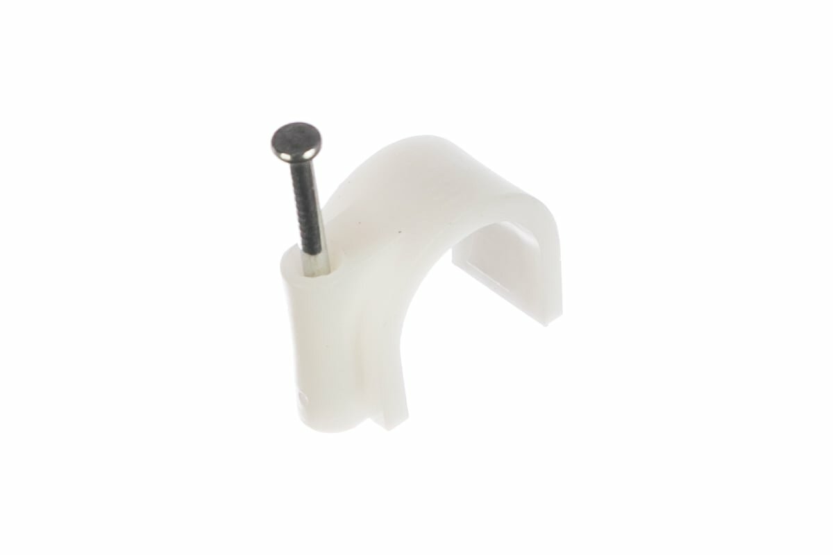 ЭРА Скоба 18мм круглая пластиковая 50шт. Б0038899