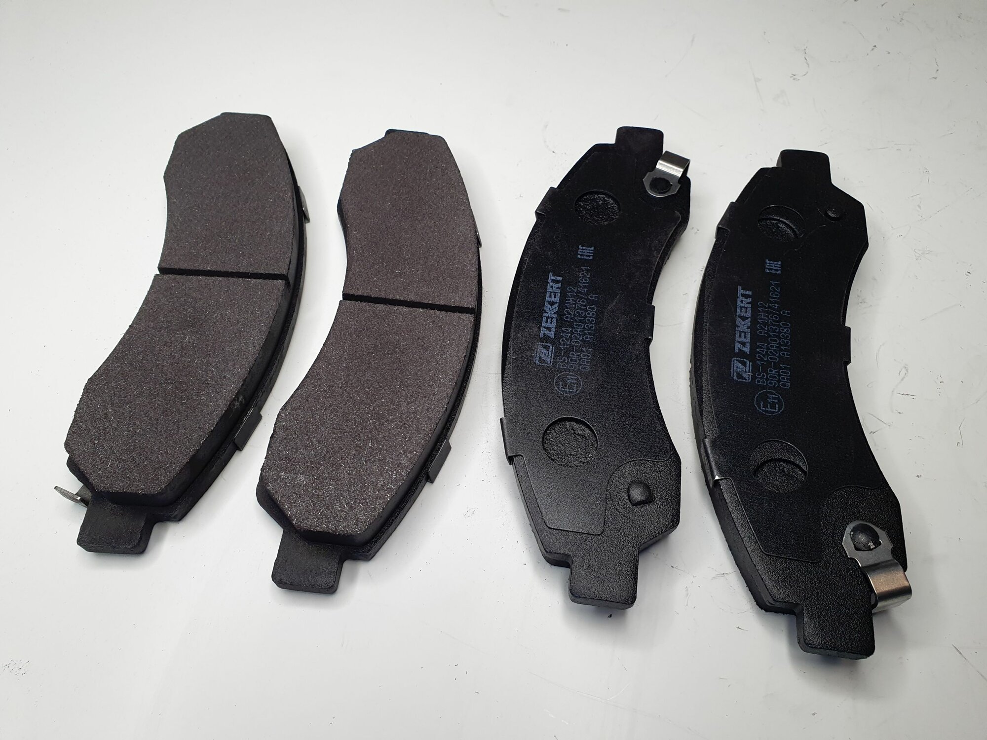 Колодки передние ZEKKERT Great Wall Hover H3 [2.0 16V 5MT внедорожник 4X4]