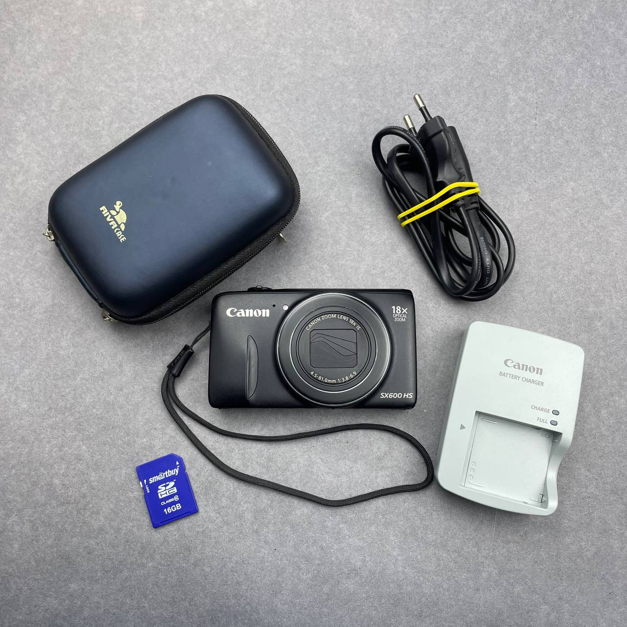 Цифровой фотоаппарат Canon PowerShot SX600 HS, черный