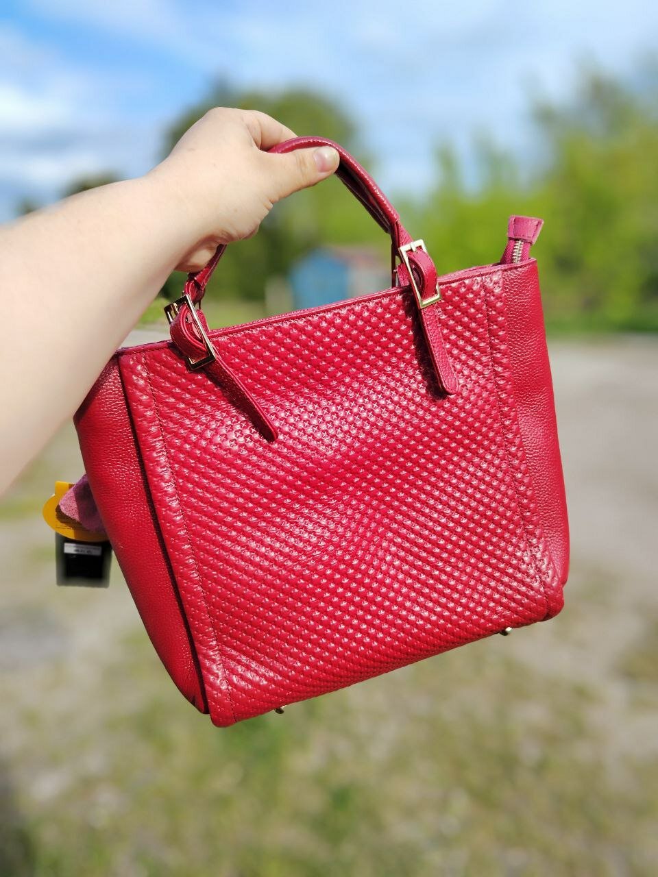 Сумка  красная кожа