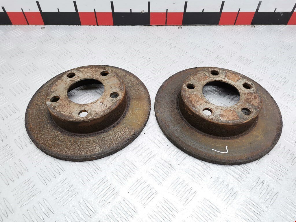 Диск тормозной задний Volkswagen Passat 5 8D0615601A арт. 1058503
