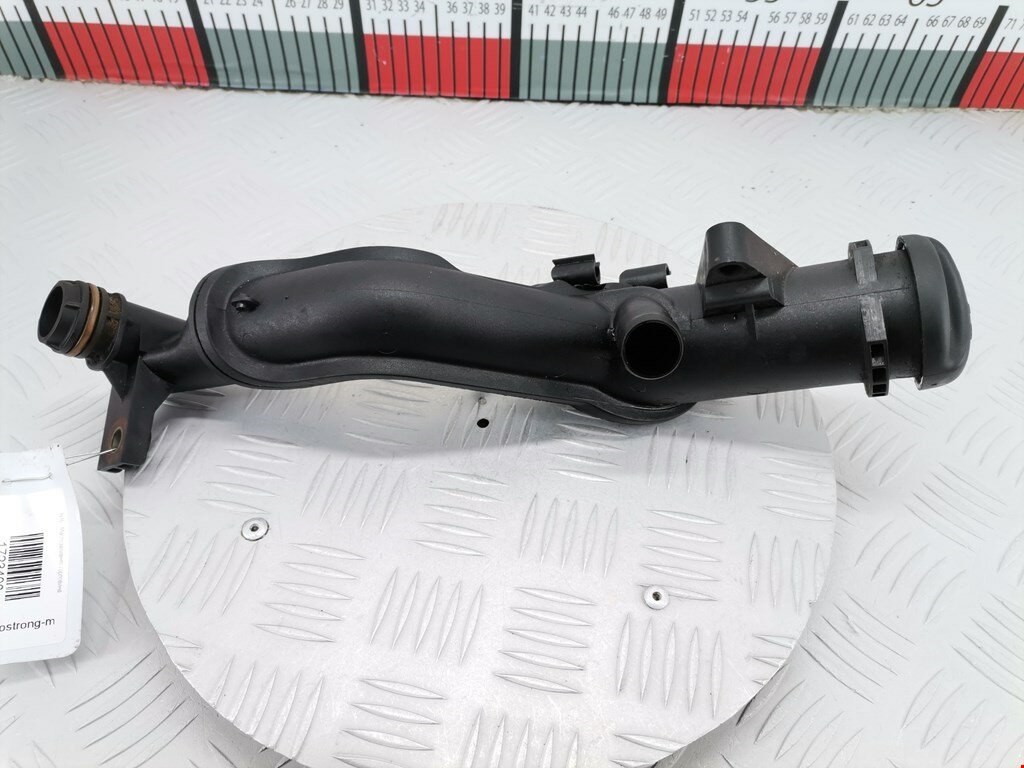 Маслозаливная горловина Ford Focus 2 1364853 арт. 1723490