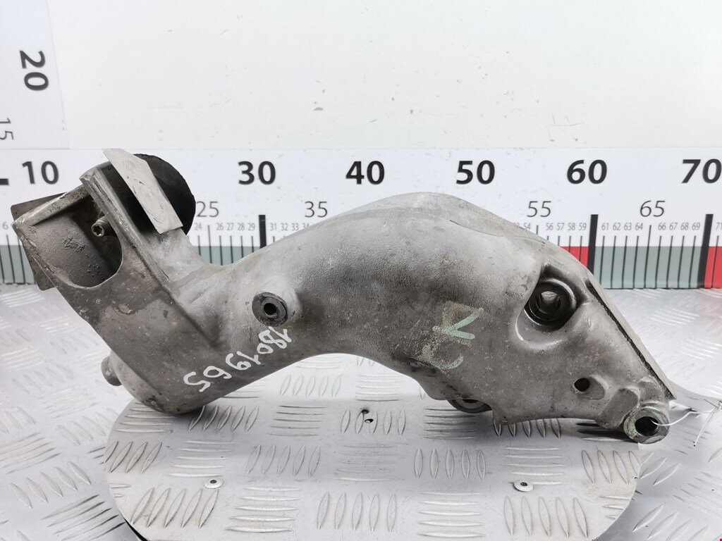 Кронштейн (крепление лапа) двигателя Peugeot 206 183959 арт. 1806353