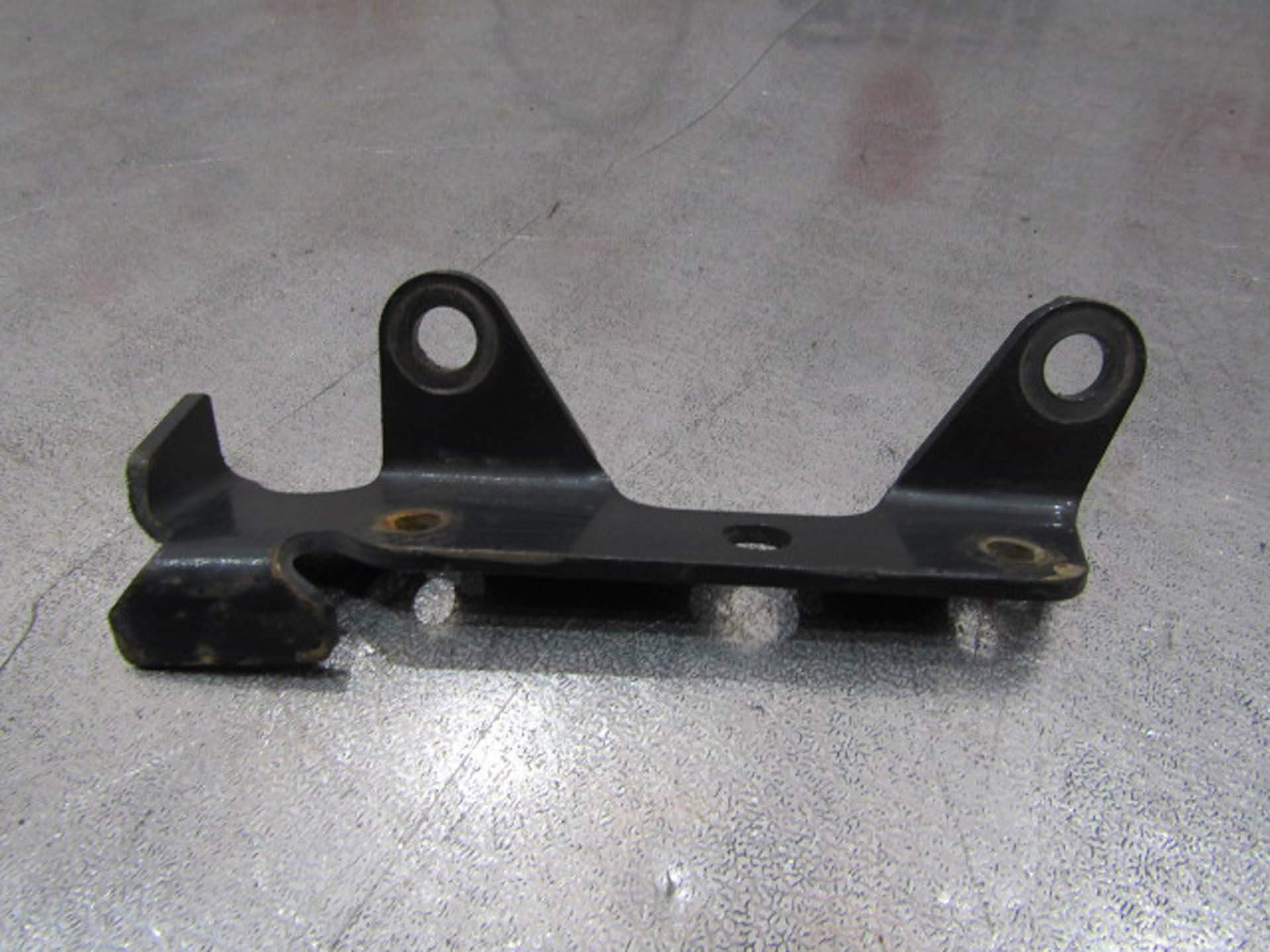 Кронштейн рабочей площадки MAN TGA, TGX, TGS