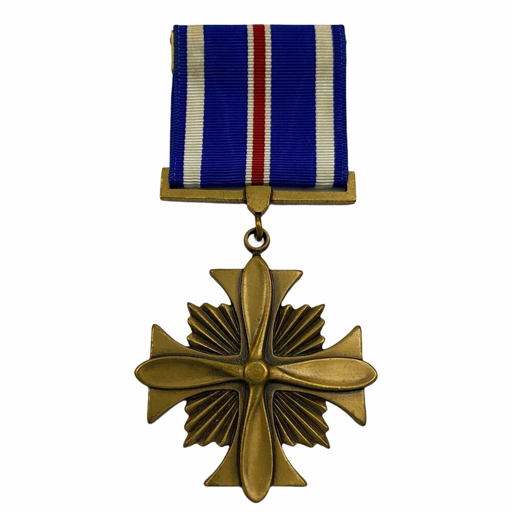 США, крест "За выдающиеся лётные заслуги" 1926-1980 гг. (2)