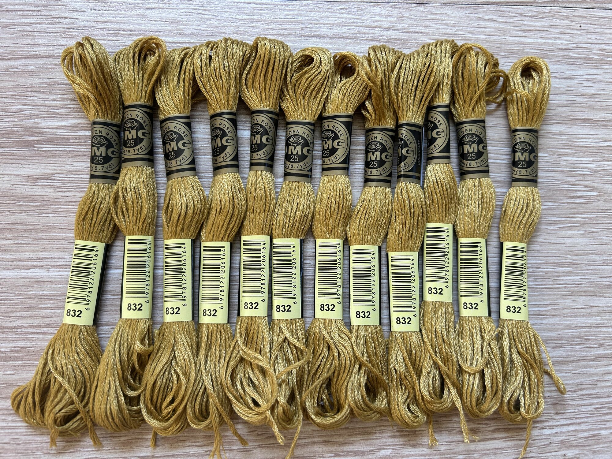 Нитки для вышивания JMC мулине (150-3866) 100% полиэфир 12 штук x 8 м