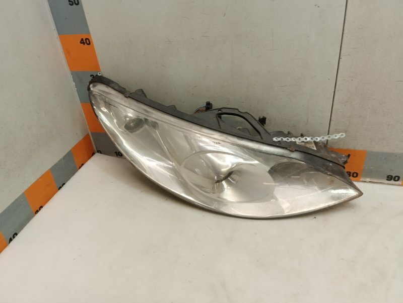 Б/У дефекты, оригинал, Пежо 407 Фара правая Peugeot 407 2008 321333 Peugeot-Citroen арт. 0301213202