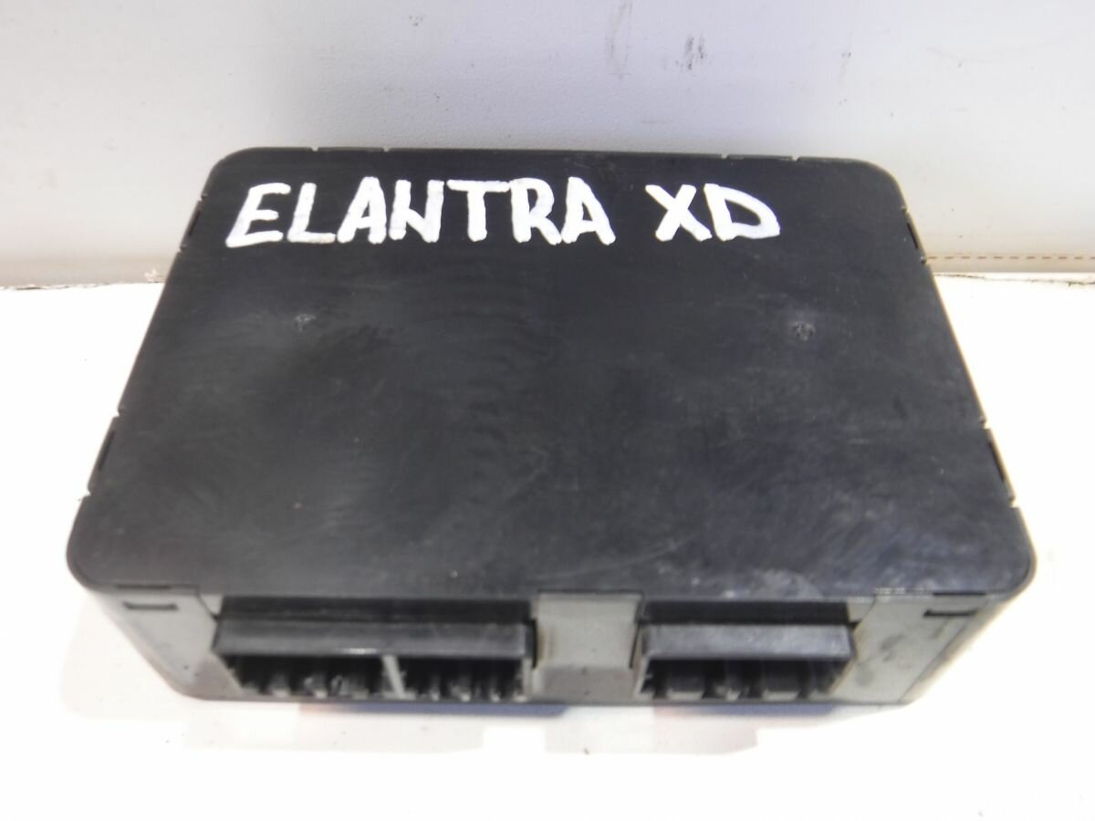 Блок управления центральным замком Hyundai Elantra III рестайлинг (2003—2010) 954002D010