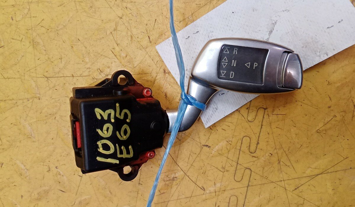 Кулиса КПП 7-серия E65/E66 BMW 61316927887