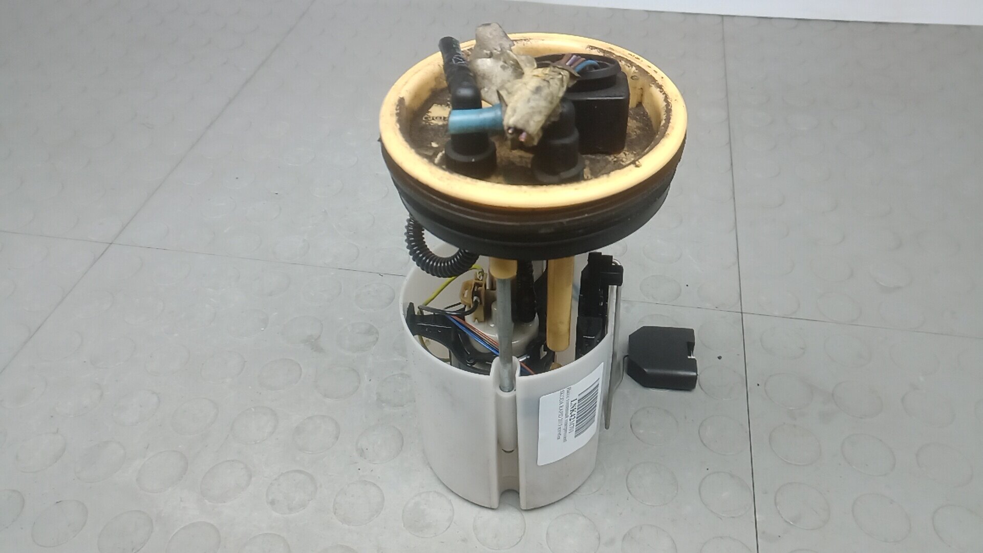 Насос топливный электрический SKODA RAPID, Номер 6R0919050K, 6R0919673A