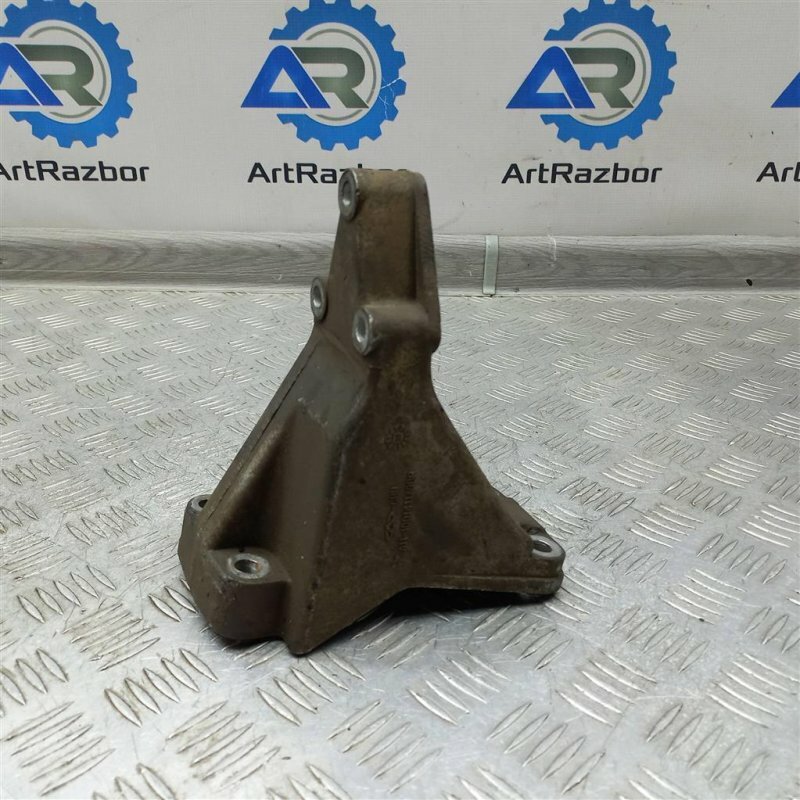 Б/У Кронштейн двигателя Chery Amulet A15 / Чери Амулет A15 1.6 SQR480ED-EF6 2006