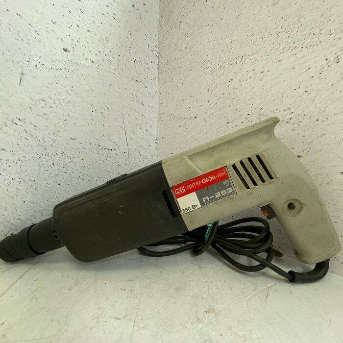 Перфоратор Интерскол П-25Э 550вт