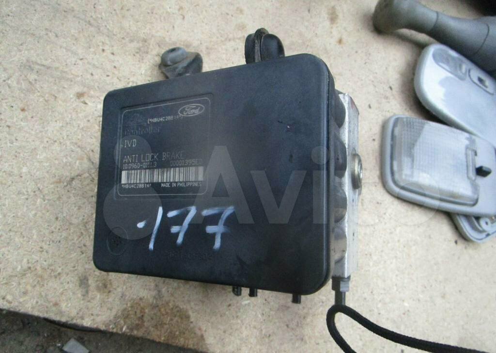 Блок ABS Mazda 3 2003 Z60118593