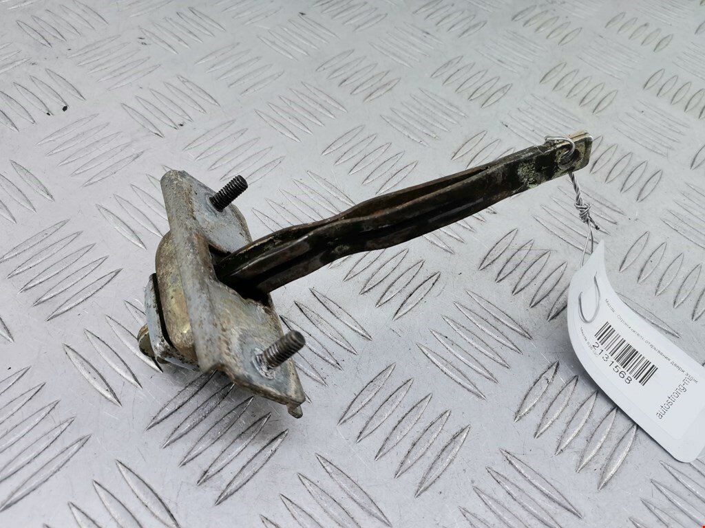 Ограничитель открывания двери задней Mazda 626 GC G03072270C арт. 2131568