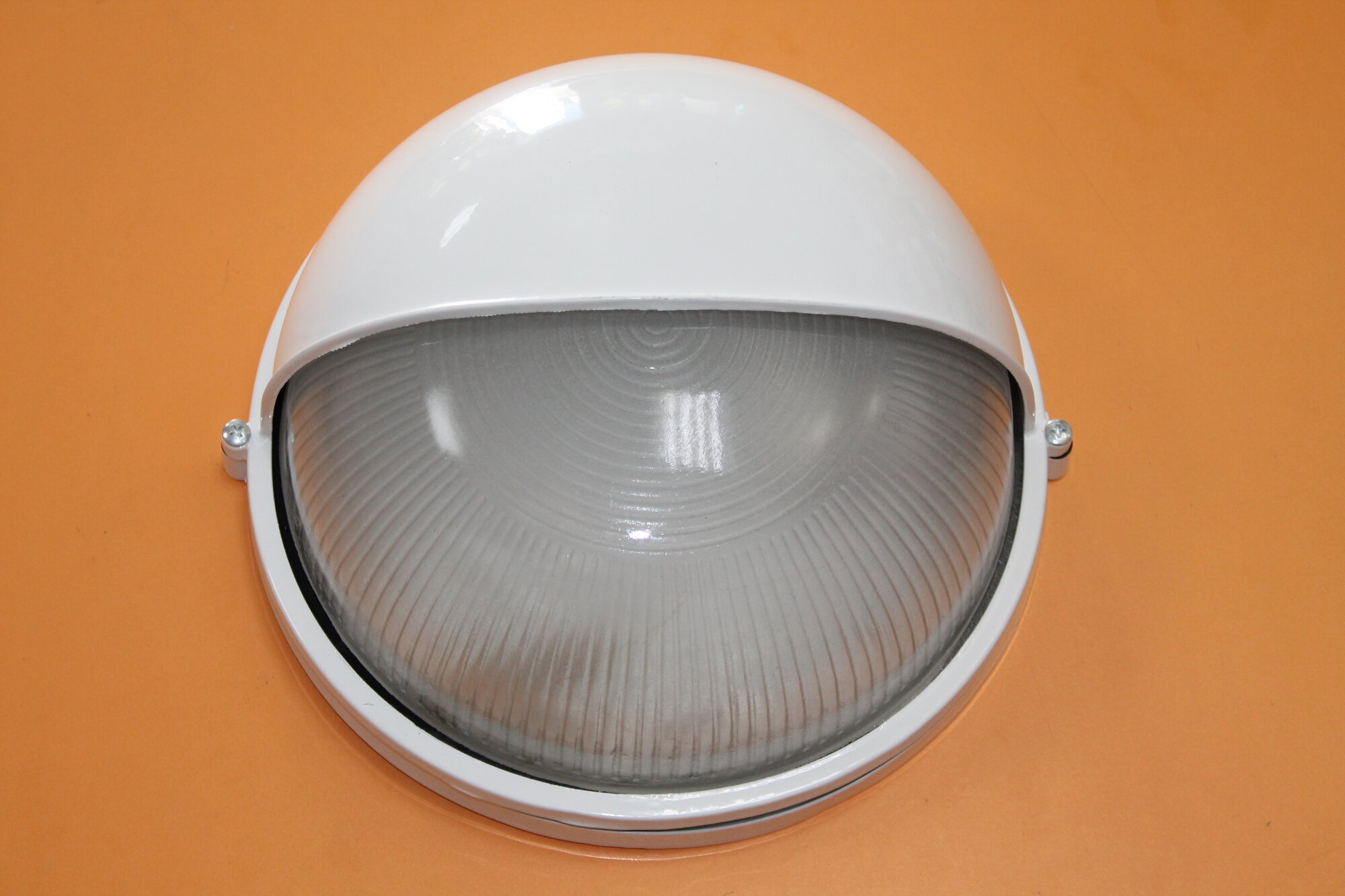 Светильник НПП1103 белый/круг п/сфера 100Вт IP54 IEK