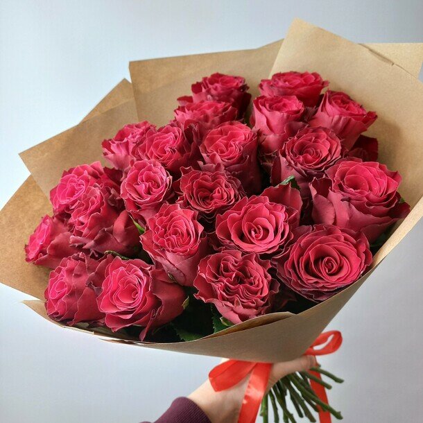 Букет Well Flowers "Красные розы", круглый, 21 шт 50 см, букет свежих цветов