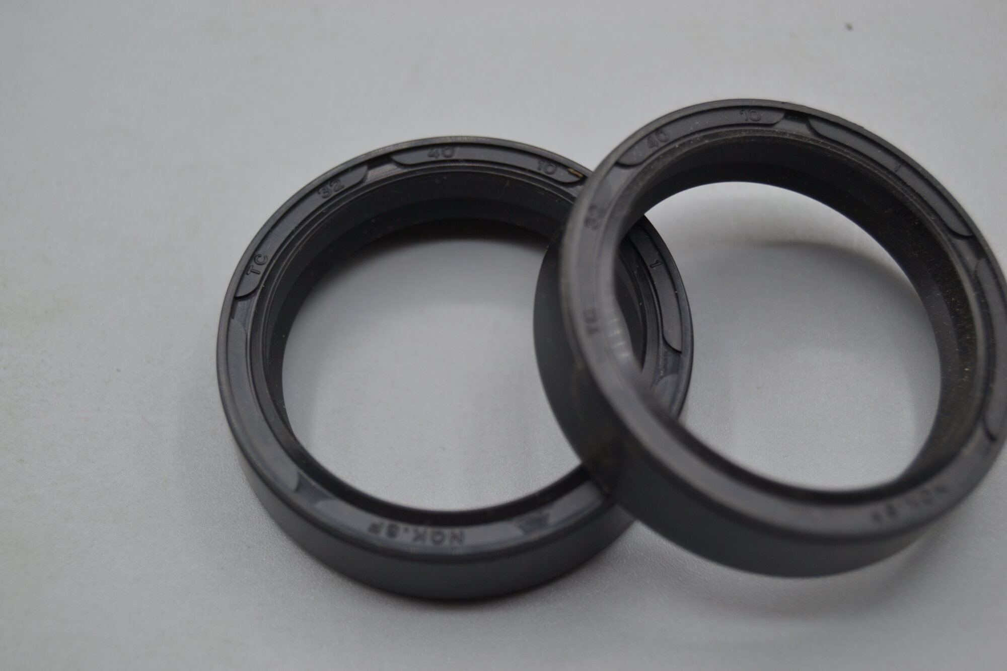 Манжеты сальники 32x40x10, (2шт)