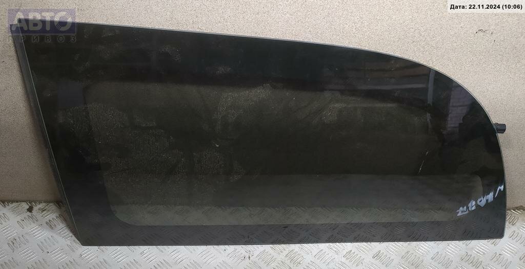 Стекло кузовное боковое заднее левое Chrysler Voyager (2008-2016)