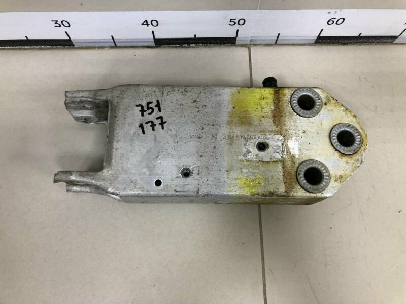 Кронштейн усилителя переднего бампера BMW 5-series F10/F11 2009-2016 кат.номер: 51647247666