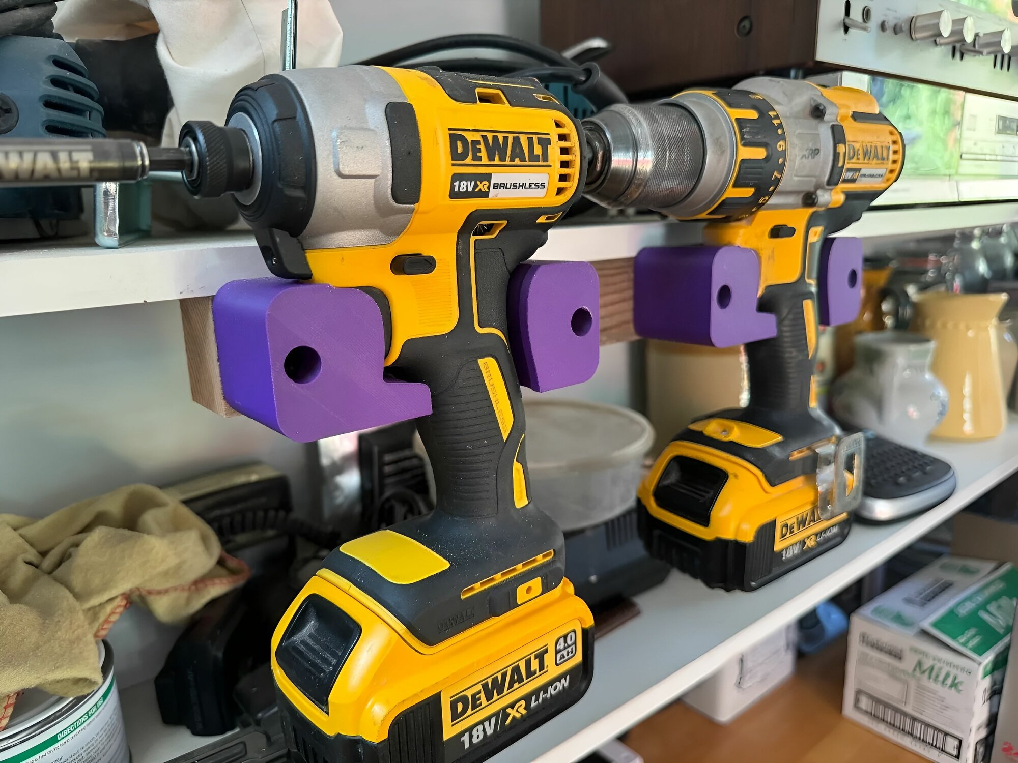 Настенное крепление для дрели/ударного шуруповерта DeWalt