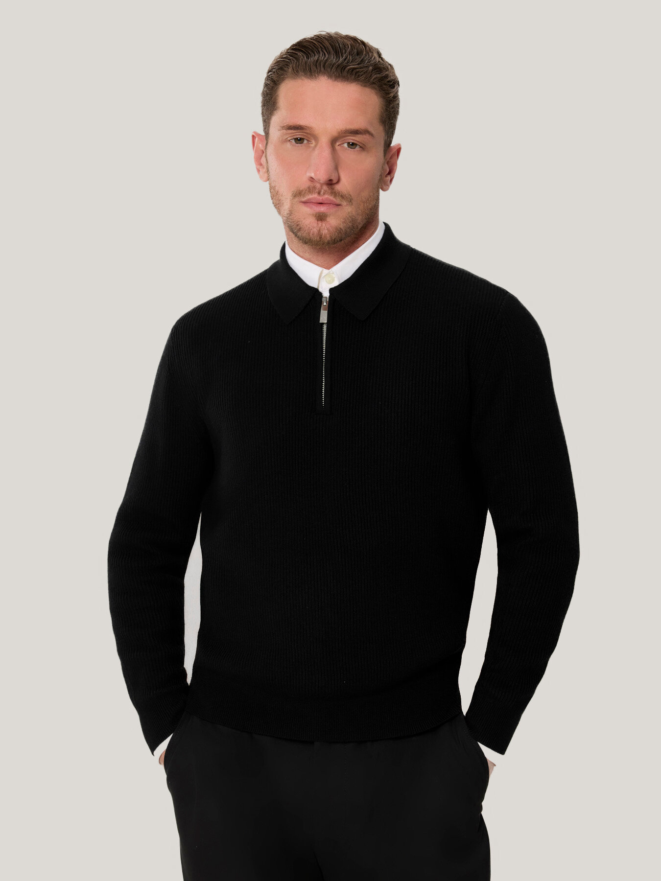 Джемпер Armani Exchange, размер S, черный