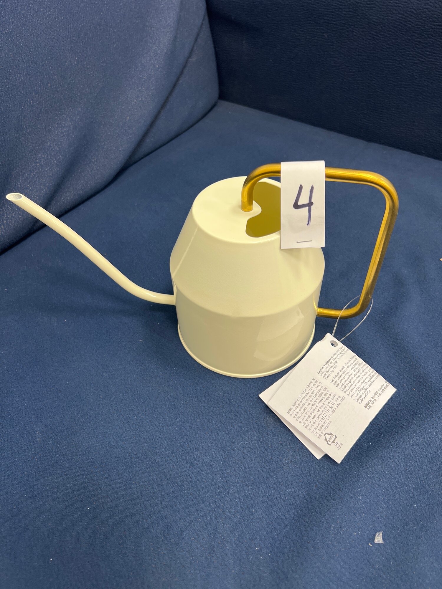 IKEA VATTENKRASSE (икеа ваттенкрассе) Лейка беж/зол 0,9л