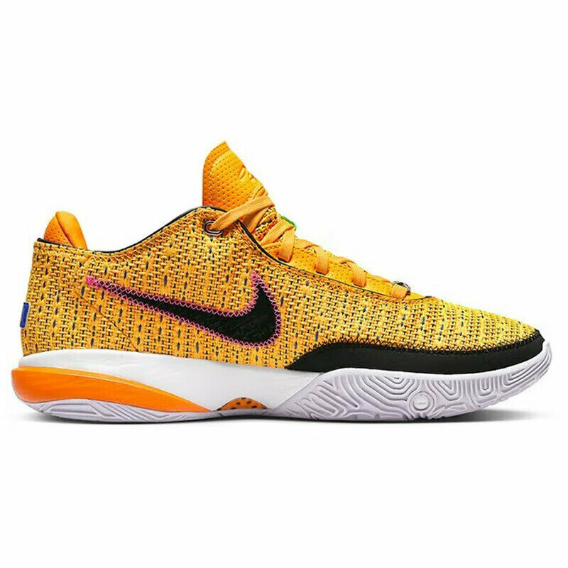 Кроссовки LeBron 20