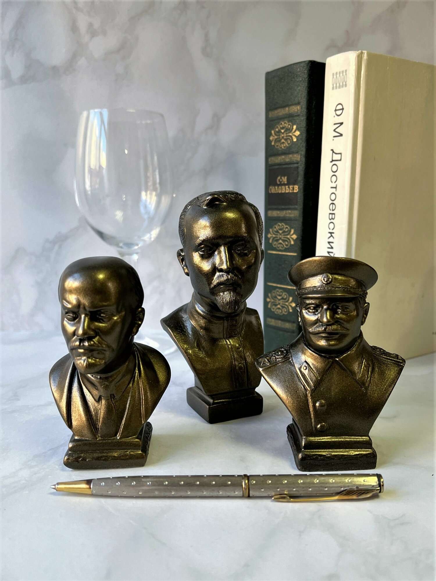 Набор бюстов политических деятелей 3шт. Гипс.