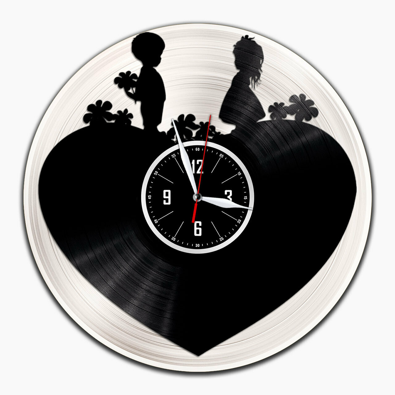 Сердце - настенные часы из виниловой пластинки (с серебряной подложкой)