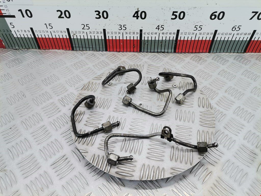 Трубка топливная Skoda Octavia 1Z 03L130301AN арт. 1841687