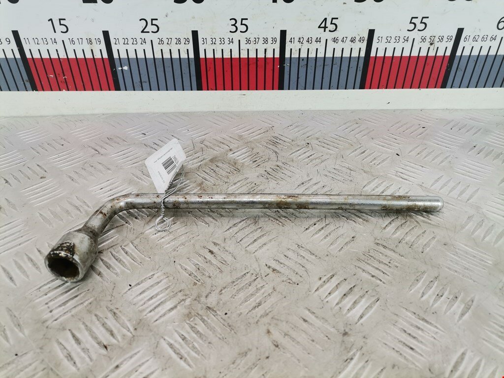 Ключ баллонный Mercedes C-Class (W202) A2215810001 арт. 1678942