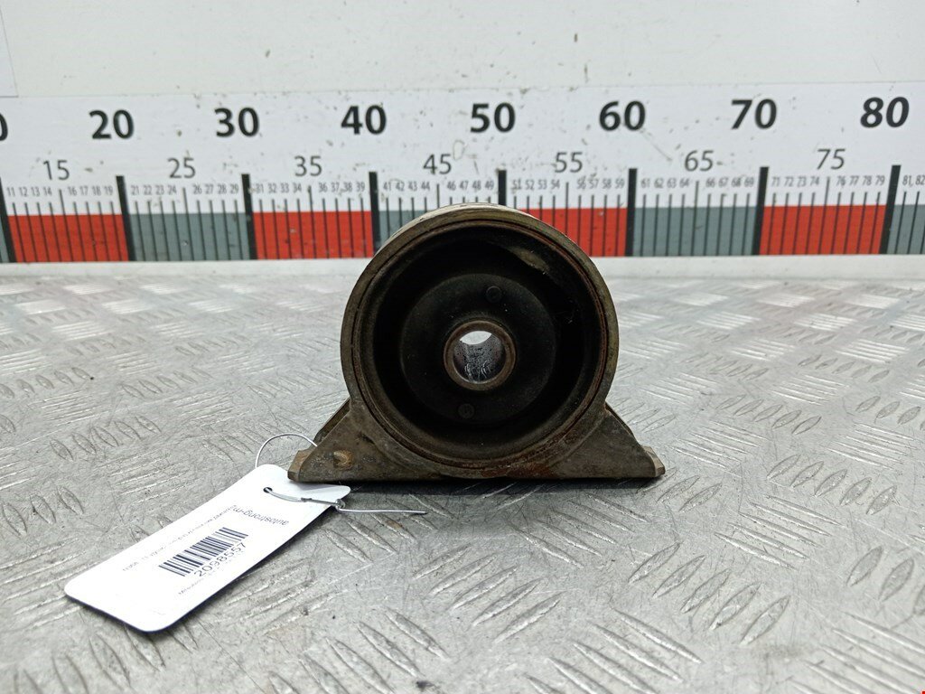 Подушка (опора) крепления двигателя Mitsubishi Space_Star 1 MR197518 арт. 2098557