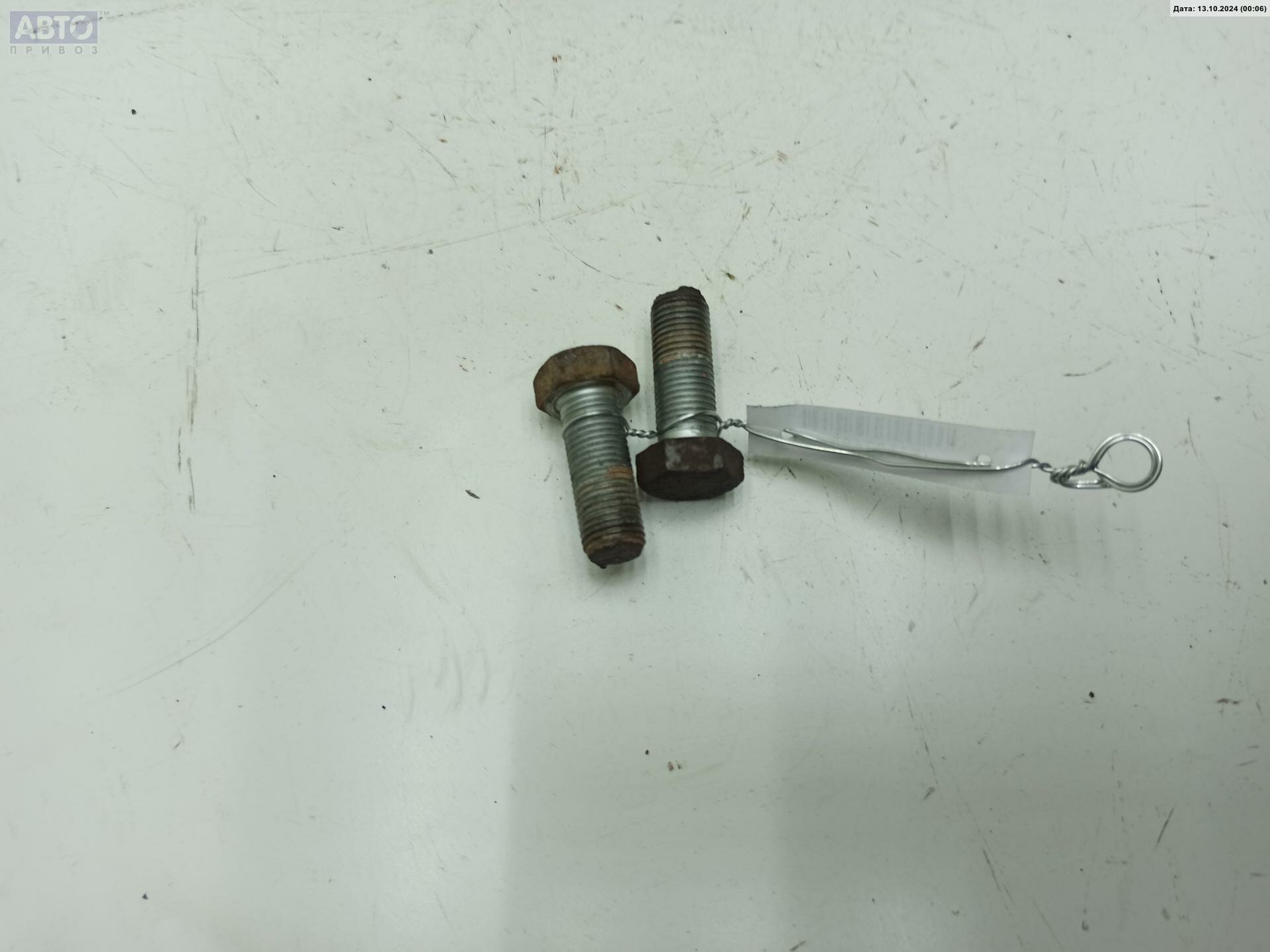 Болт крепления Renault Laguna 2 (2001-2007)