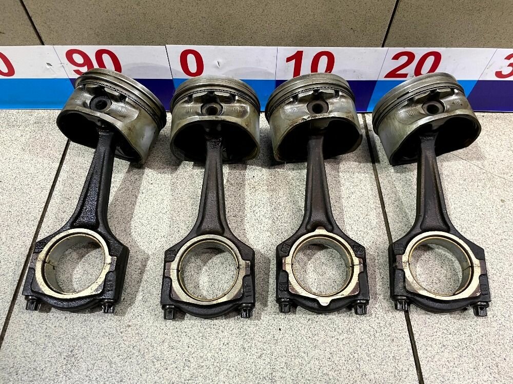 Поршень с шатуном Opel Astra G 5623025