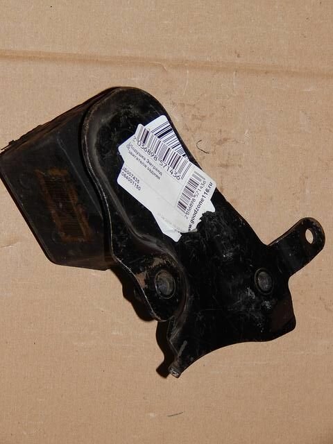 Опора двигателя задняя Geely Emgrand (EC7) (кронштейн)