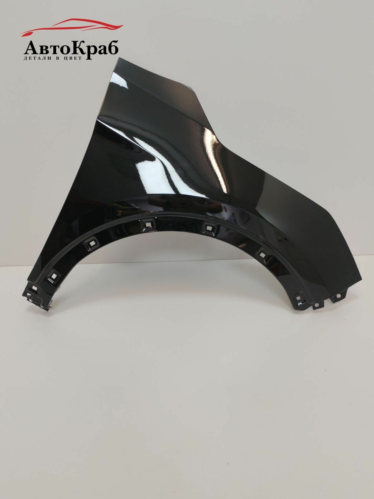 Крыло переднее правое без повторителя в цвет для Хендай Крета 2015 - 2020 г. MZH - черный