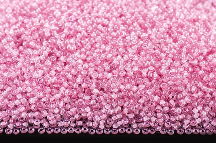 Бисер чешский PRECIOSA круглый 13/0 38123 прозрачный, розовая линия внутри, 25г