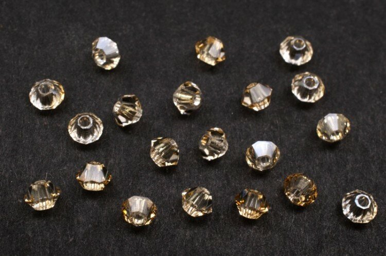 Бусины биконусы хрустальные 3мм, цвет CRYSTAL HONEY, 745-039, 20шт