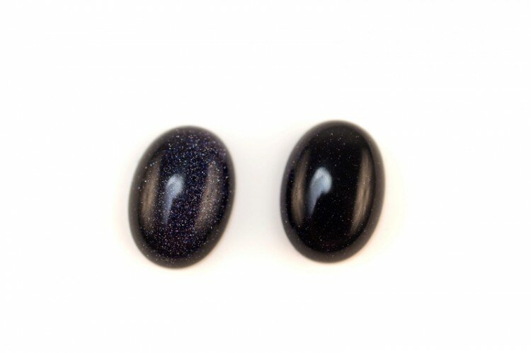 Кабошон овальный 25х18мм, Авантюрин Каирская ночь, оттенок темно-синий, 2003-003, 1шт