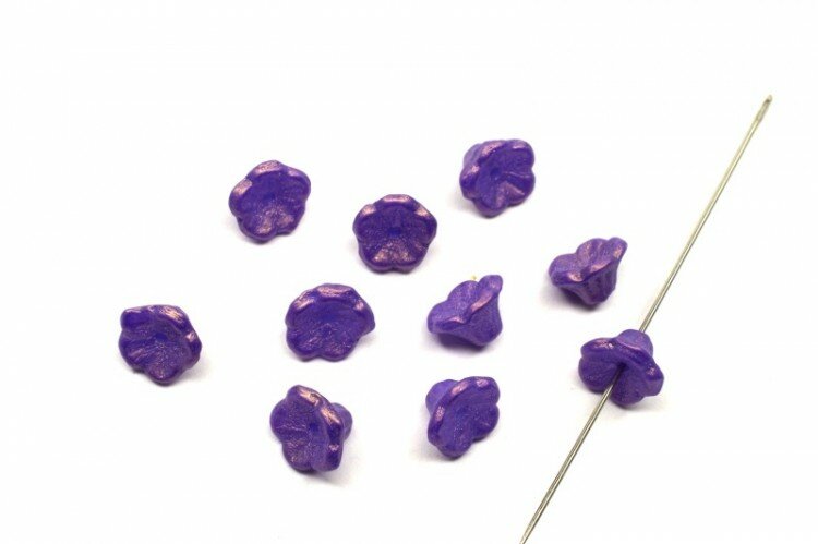 Бусина Цветочек 7х5мм, отверстие 0,5мм, цвет 02010/24110 сиреневый, 735-131, 10шт