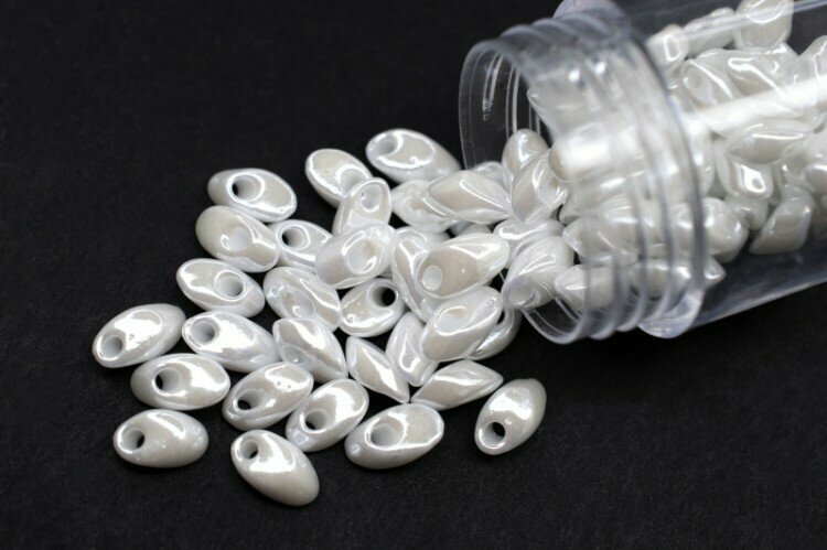 Бисер японский MIYUKI Long Magatama #0420 белый жемчуг, 10 грамм