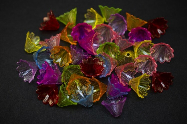 Бусины акриловые Цветок 15х10мм, отверстие 1,8мм, ассорти цветов, прозрачные, 540-042, 10г (около 29шт)