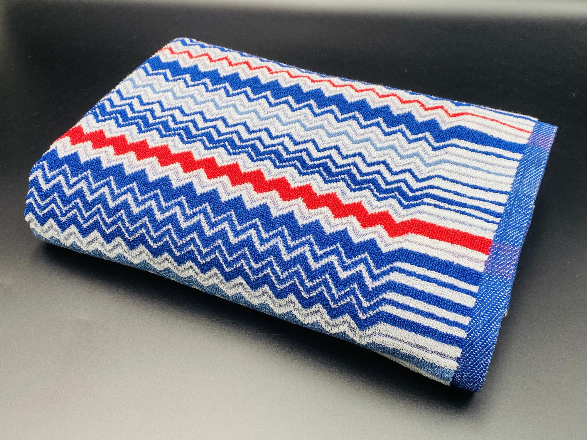 Полотенце махровое банное, для ванны, пляжное, в подарок Зигзаг 70*140 см