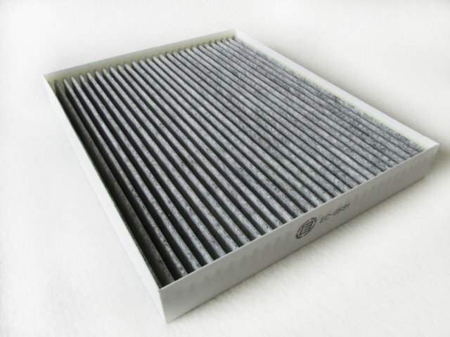 Фильтр салона Hyundai Elantra (HD, MD) 06-, i30 11-; Kia Ceed (JD) 12-, Cerato 12- Element угольный