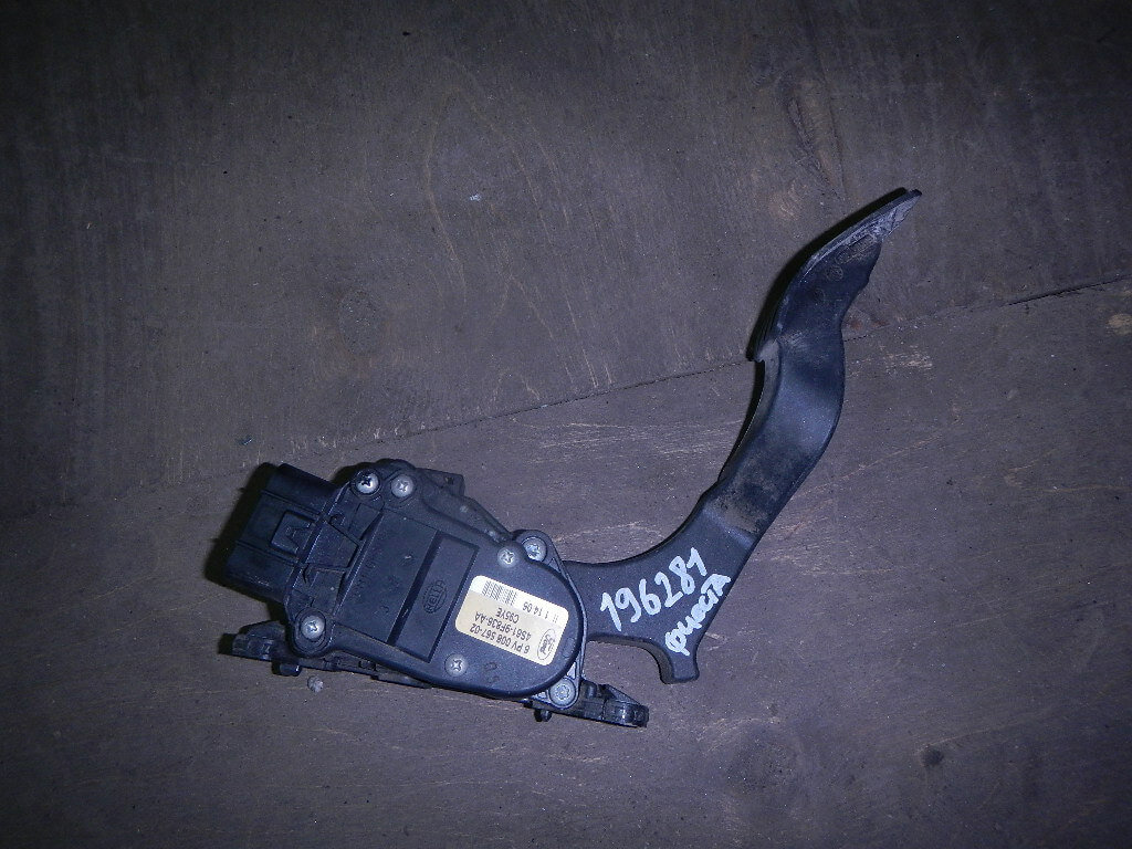 Б/У Педаль газа, Ford (Форд)-FIESTA (01-07) FORD FIESTA (01-07) Без видимых повреждений. 196281 FORD арт. 4S619F836AA