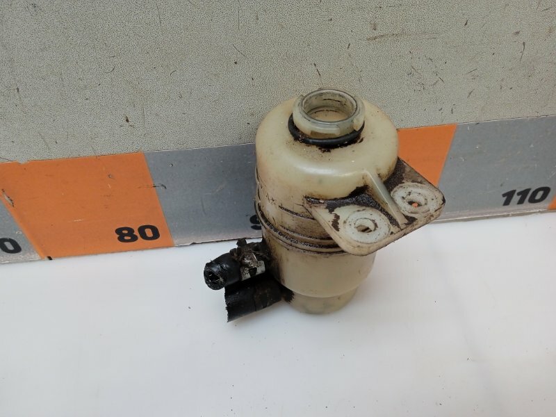 Б/У бачок ГУР, Мицубиси Лансер Седия Бачок гидроусилителя Mitsubishi Lancer Cedia 2000 CS2A 270056 MITSUBISHI арт. MR403657